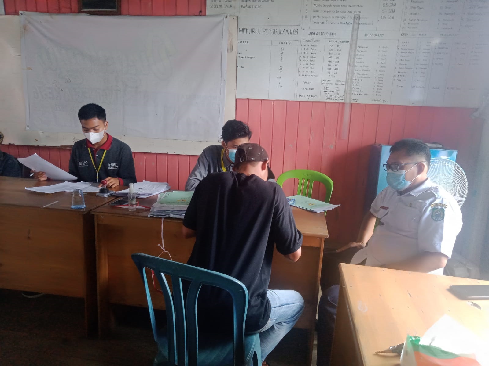 Pembagian Sertifikat Tanah melaui Program PTSL - NusaKalimantan.Com