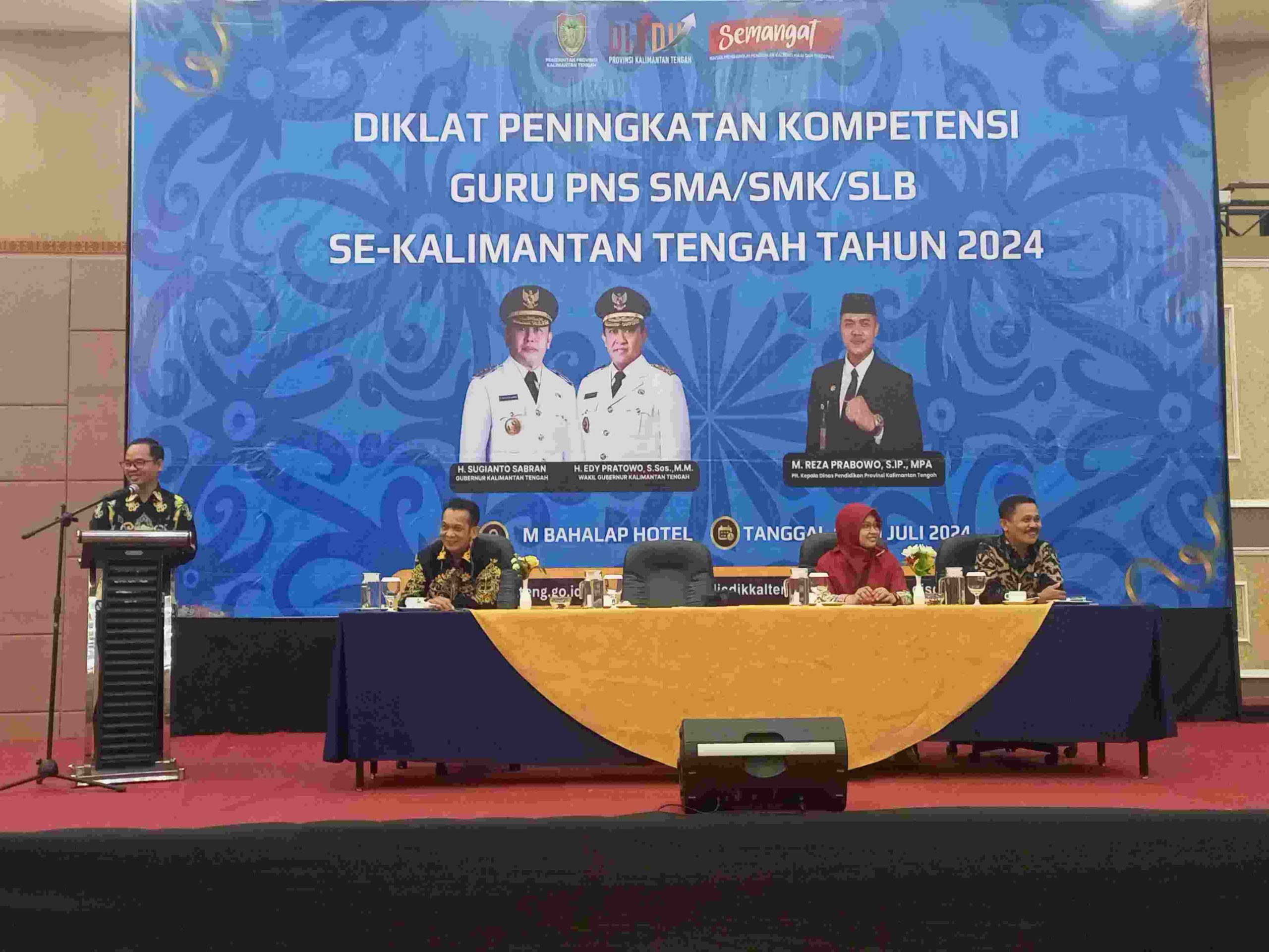 Disdik Kalteng Gelar Diklat Peningkatan Kompetensi Guru PNS se-Kalteng ...