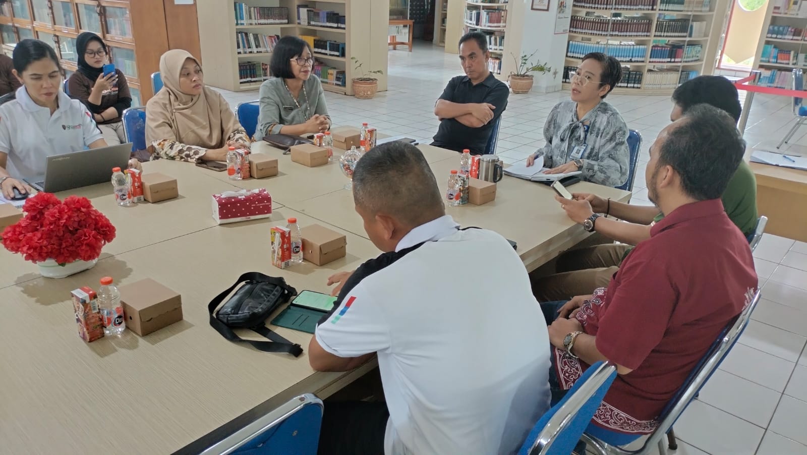 Nilai Tingkat Gemar Membaca dan IPLM Kalteng Tahun 2024 Meningkat Tajam ...